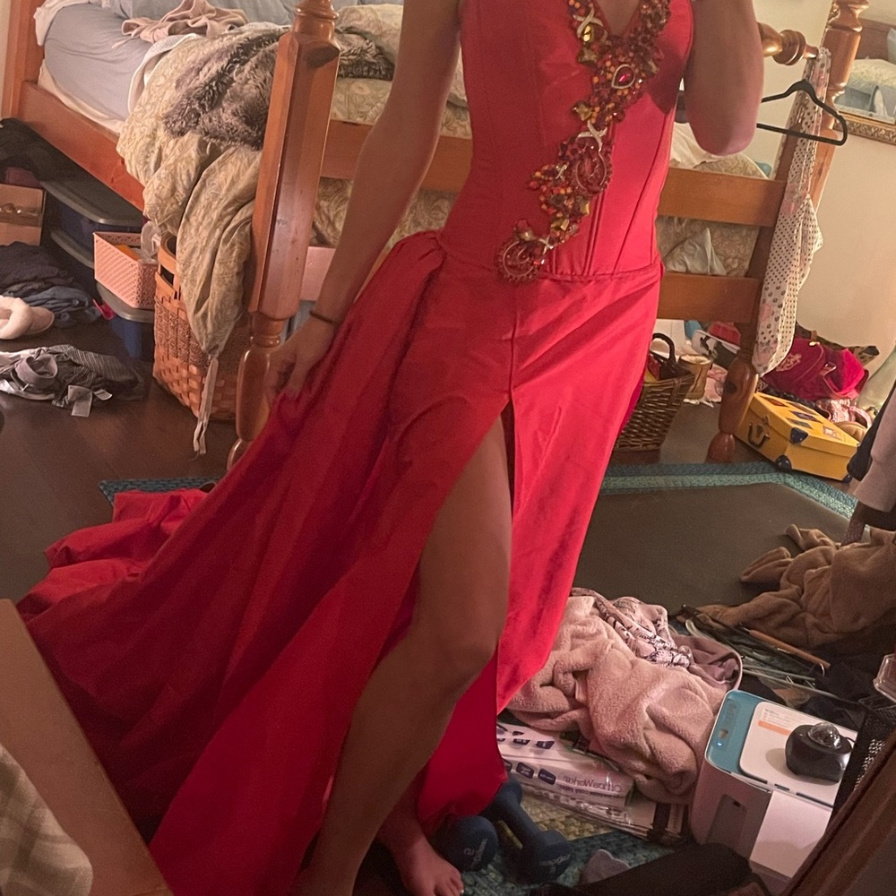 Brittany Sharp’s Evening Gown When She Won’t Miss Ga … - Gem